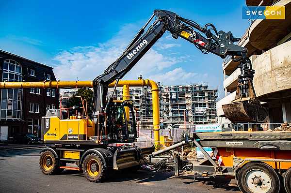 Volvo wheeled excavator EW160E with air brake system